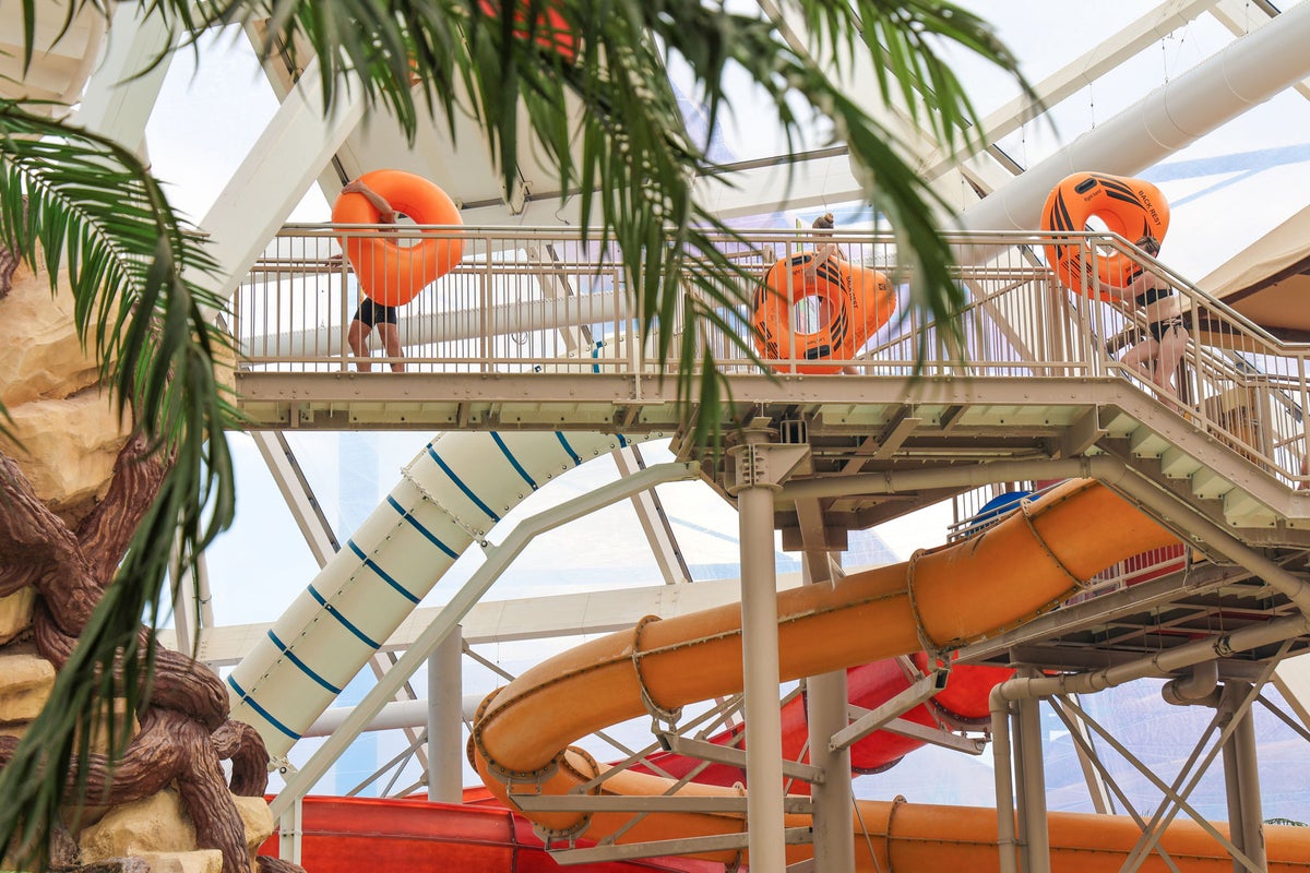 Tickets & annual passes